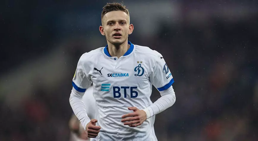 » RESMİ – Fenerbahçe KAP’a bildirdi: Sebastian Szymanski