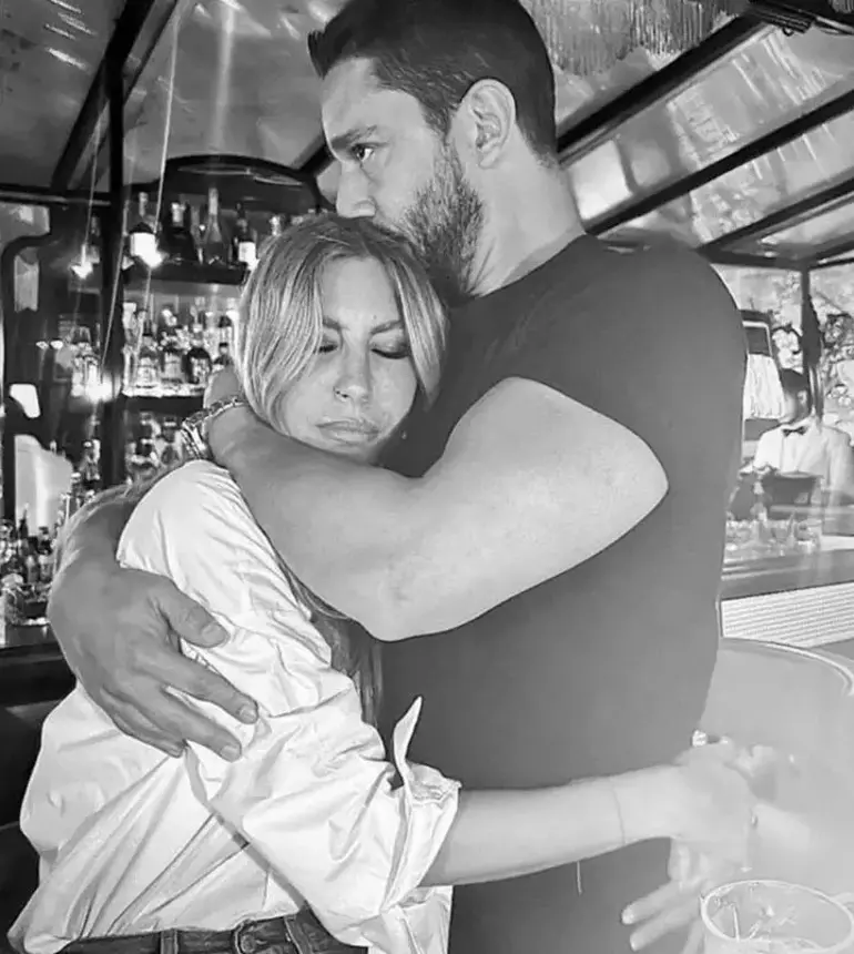 » Çağla Şıkel gözünü açtı ve bir yıllık sevgilisinden ayrıldı