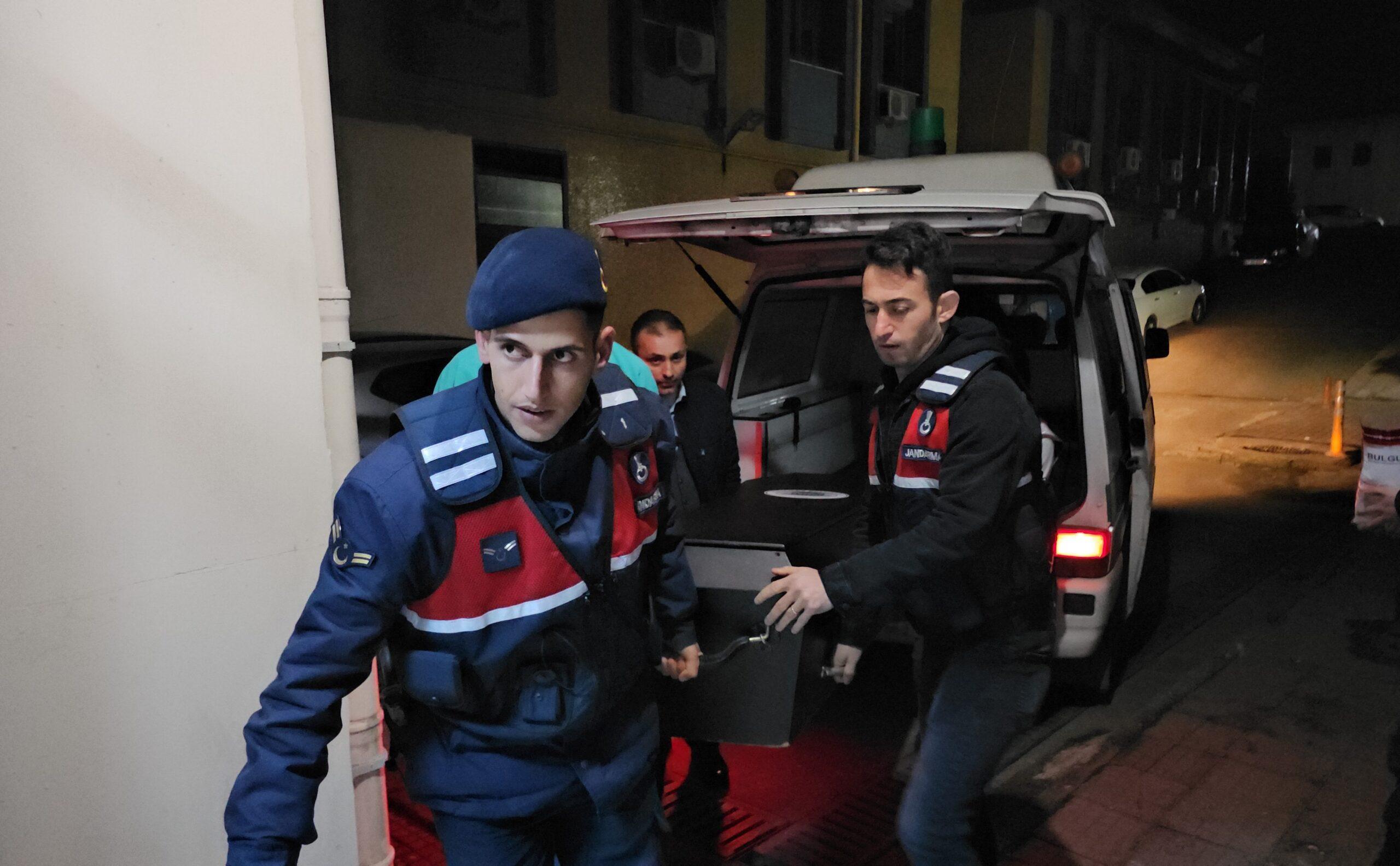 » Uzman çavuş birlikte yaşadığı kadını ormana götürüp 10 el ateş ederek ...