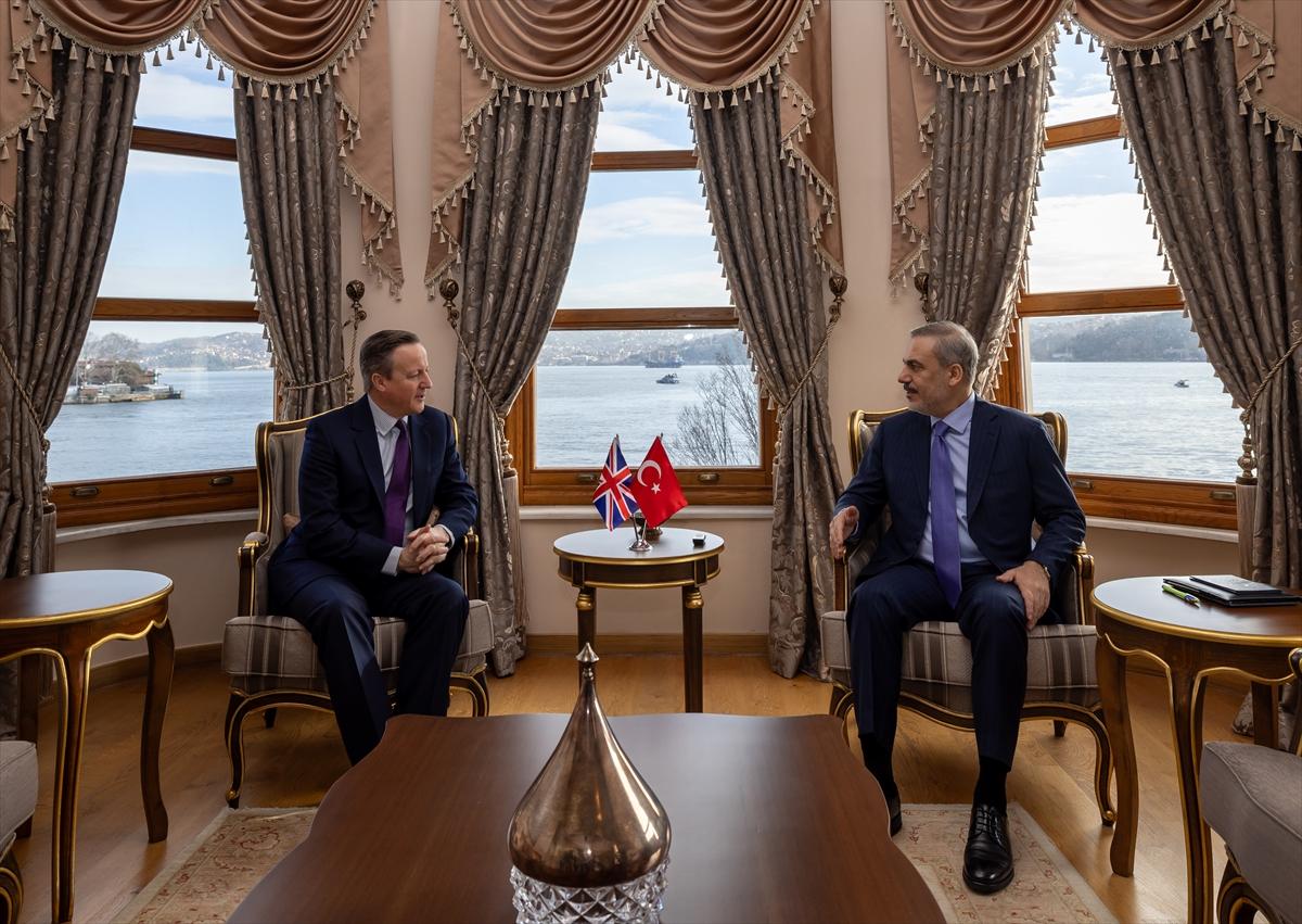 » Fidan ve Cameron İstanbul’da bir araya geldi