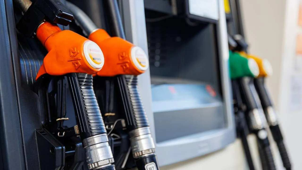 » Benzin ve motorine ÖTV zammı bekleniyor